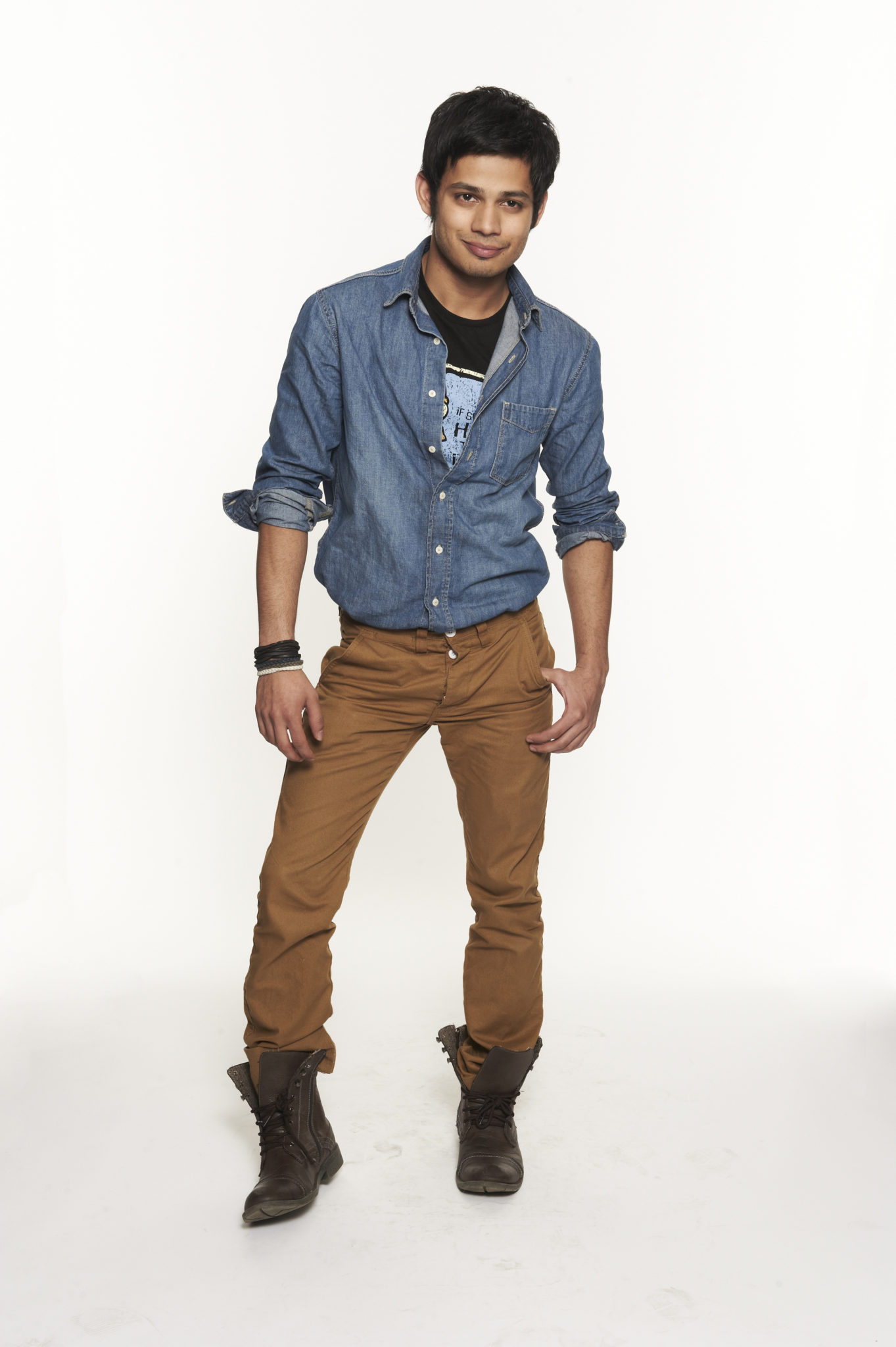 Nomy Khan - Looks London Models