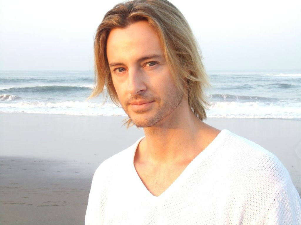 Alex Maxwell - Looks London Models