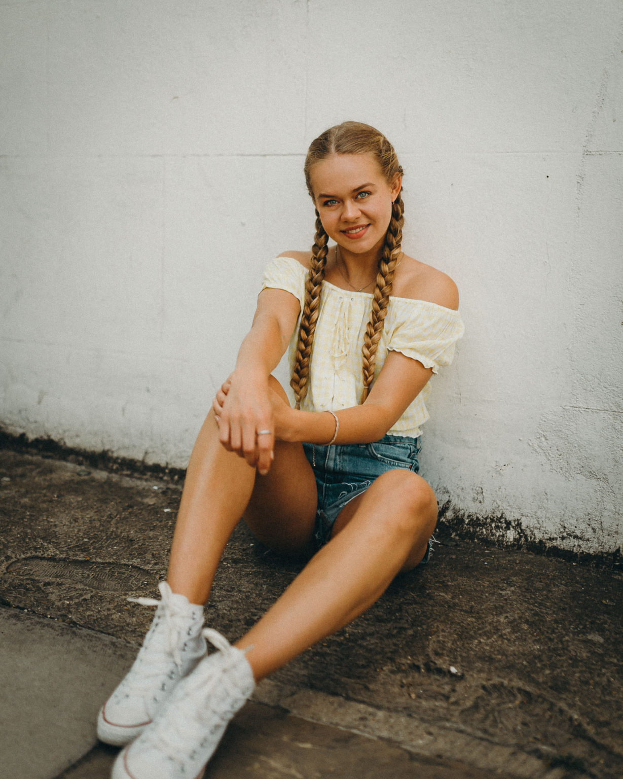 Charlotte Adams - Looks London Models